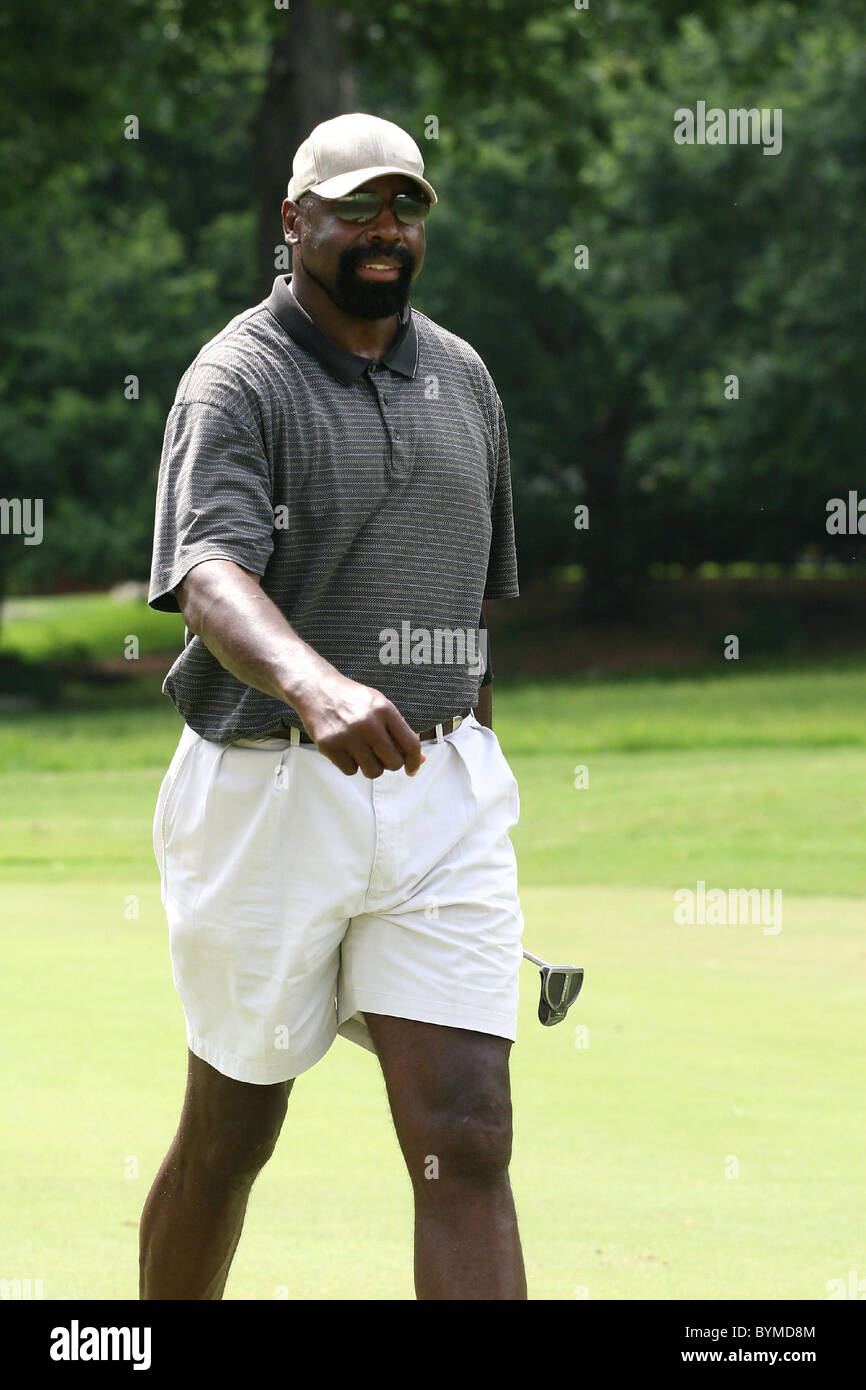 Ed "Too Tall" Jones at the Dennis Quaid Charity Weekend Austin,Texas ...