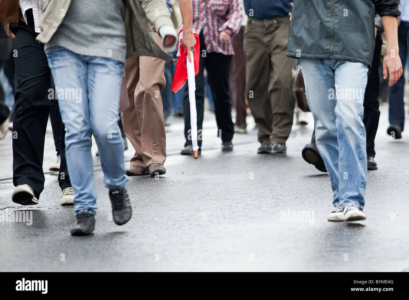 Crowd walking - group of people walking together (motion blur Stock ...