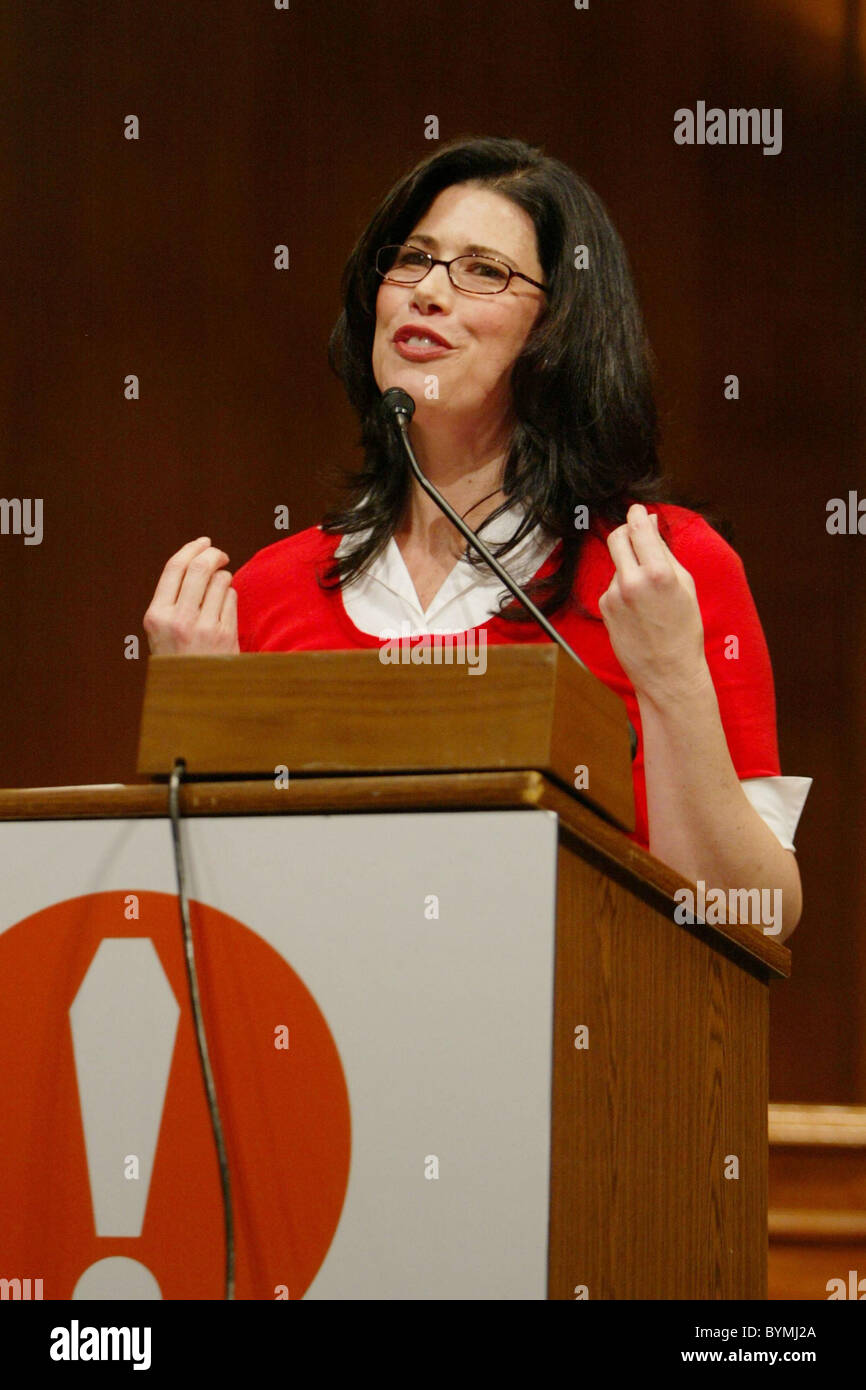 Melissa Fitzgerald speaks at 'The Way Forward in Northern Uganda' held ...