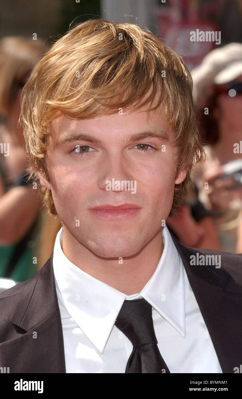 Van Hansis 34th Annual Daytime Emmy Awards - Arrivals held at Kodak ...