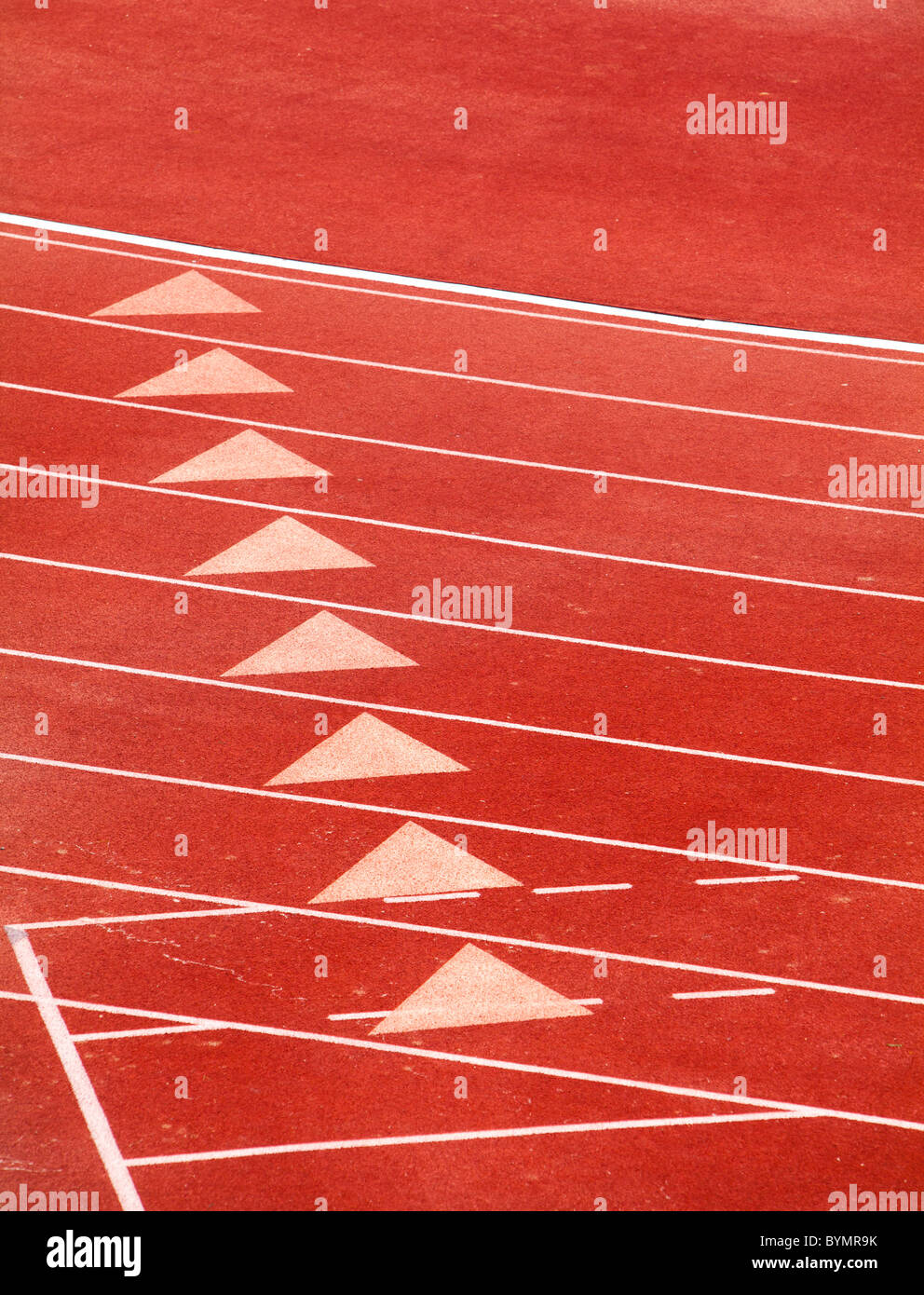 Track and field finish line hi-res stock photography and images - Alamy