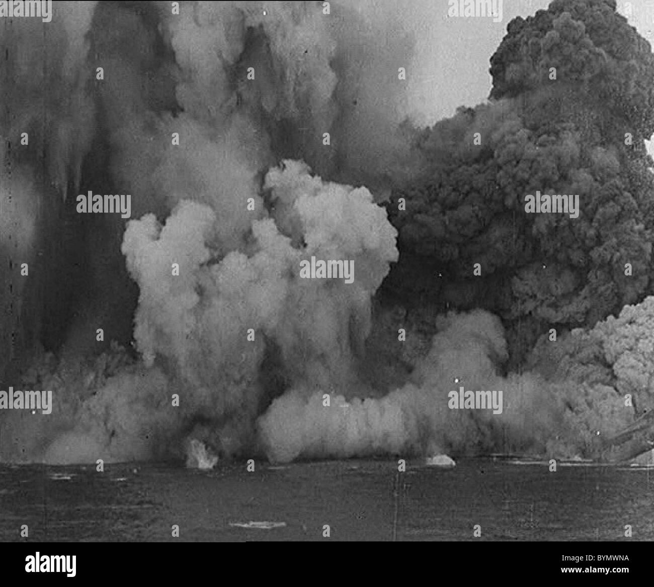 Hms barham hi-res stock photography and images - Alamy