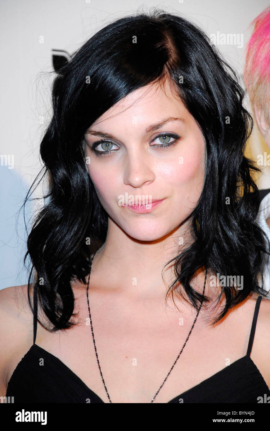 Leigh Lezark Whitney Contemporaries host Art Party sponsored by BCBG ...