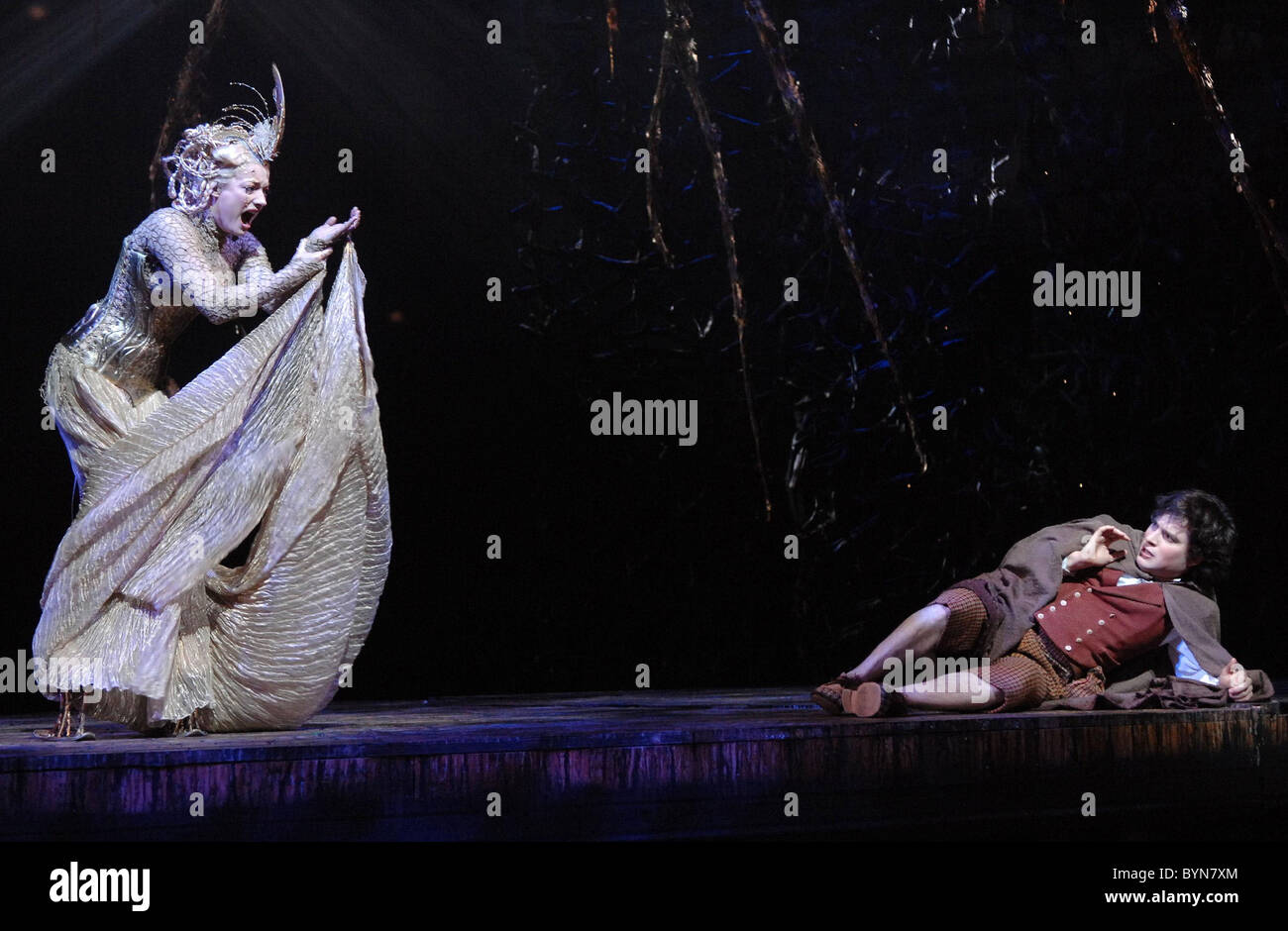 Laura Michelle Kelly as Galadriel and James Loye as Frodo Lord of the ...