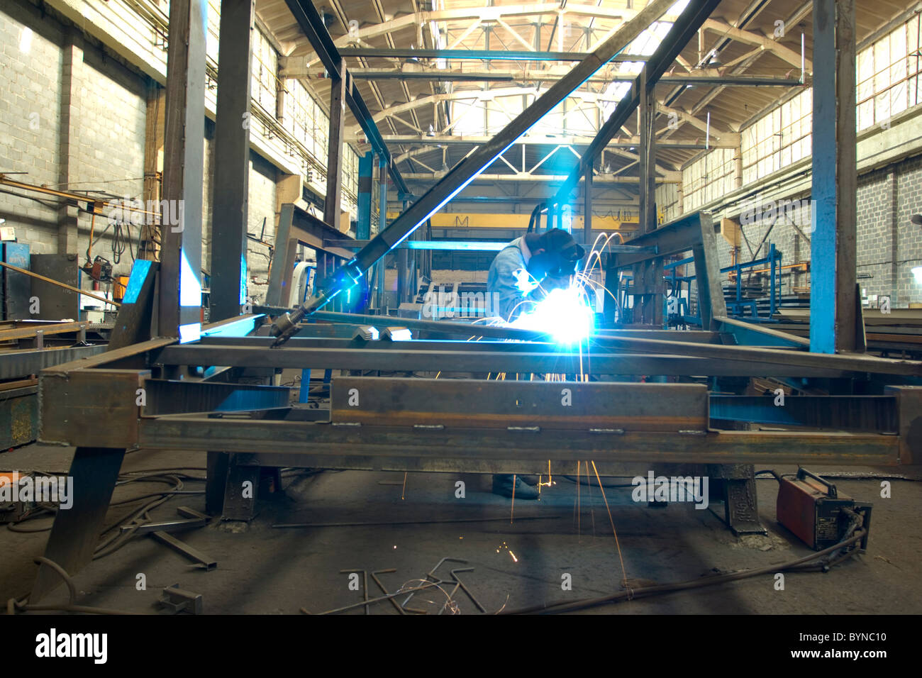 welder welds design from metal Stock Photo - Alamy