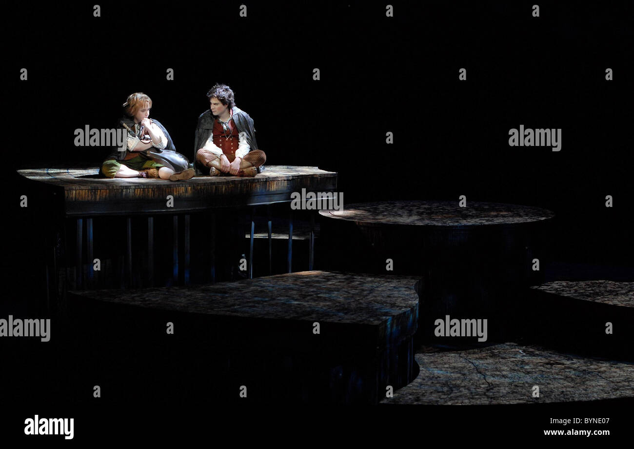 Peter Howe as Sam and James Loye as Frodo Lord of the Rings photocall ...