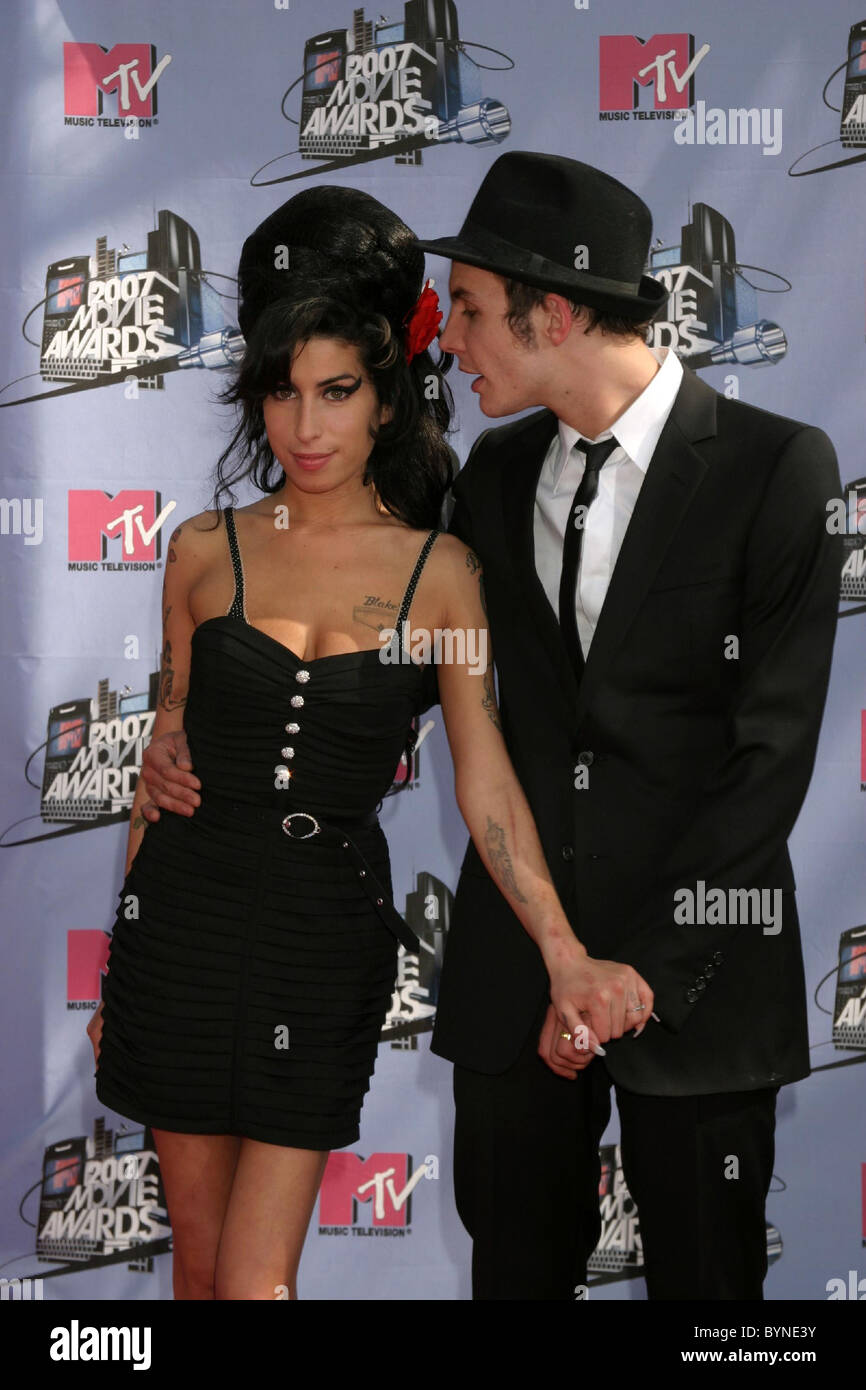 Amy Winehouse and husband Blake Fielder-Civil MTV Movie Awards 2007 at ...