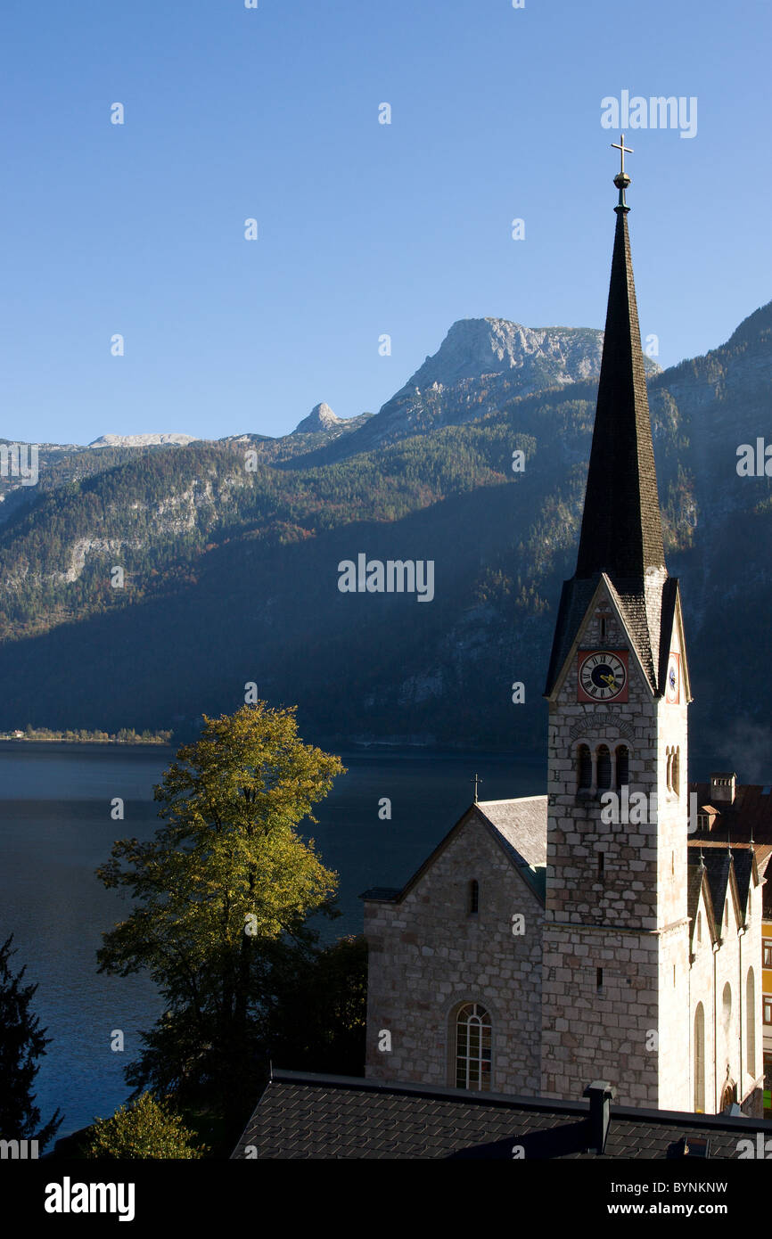 Hallstatt See (lake district) Austria. Hallstatt village is UNESCO ...