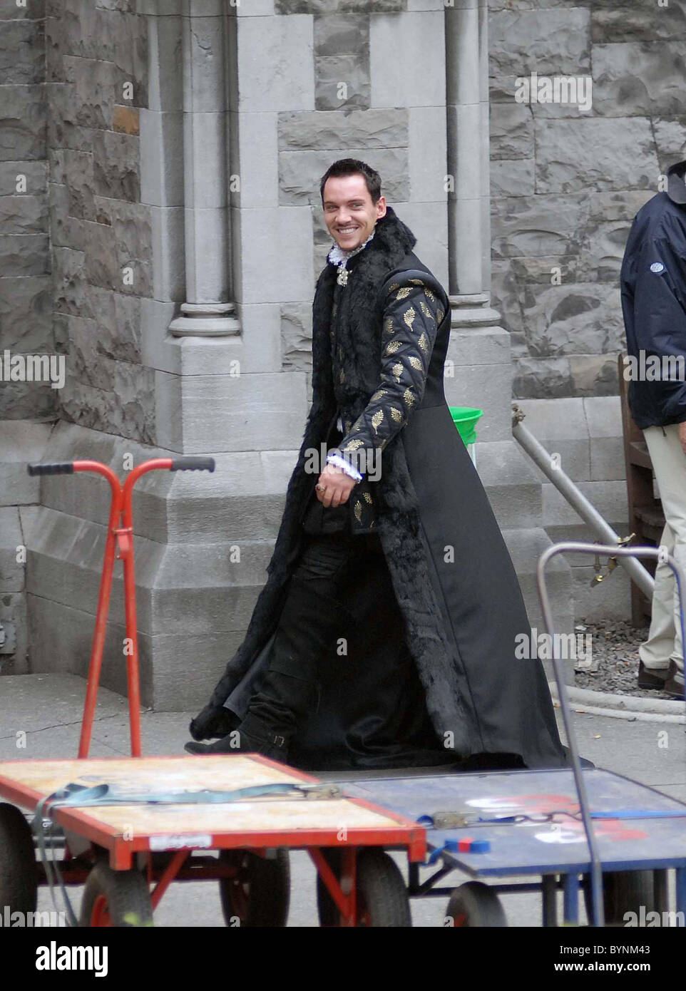 Jonathan Rhys Meyers (Henry VIII) First day of filming the second ...