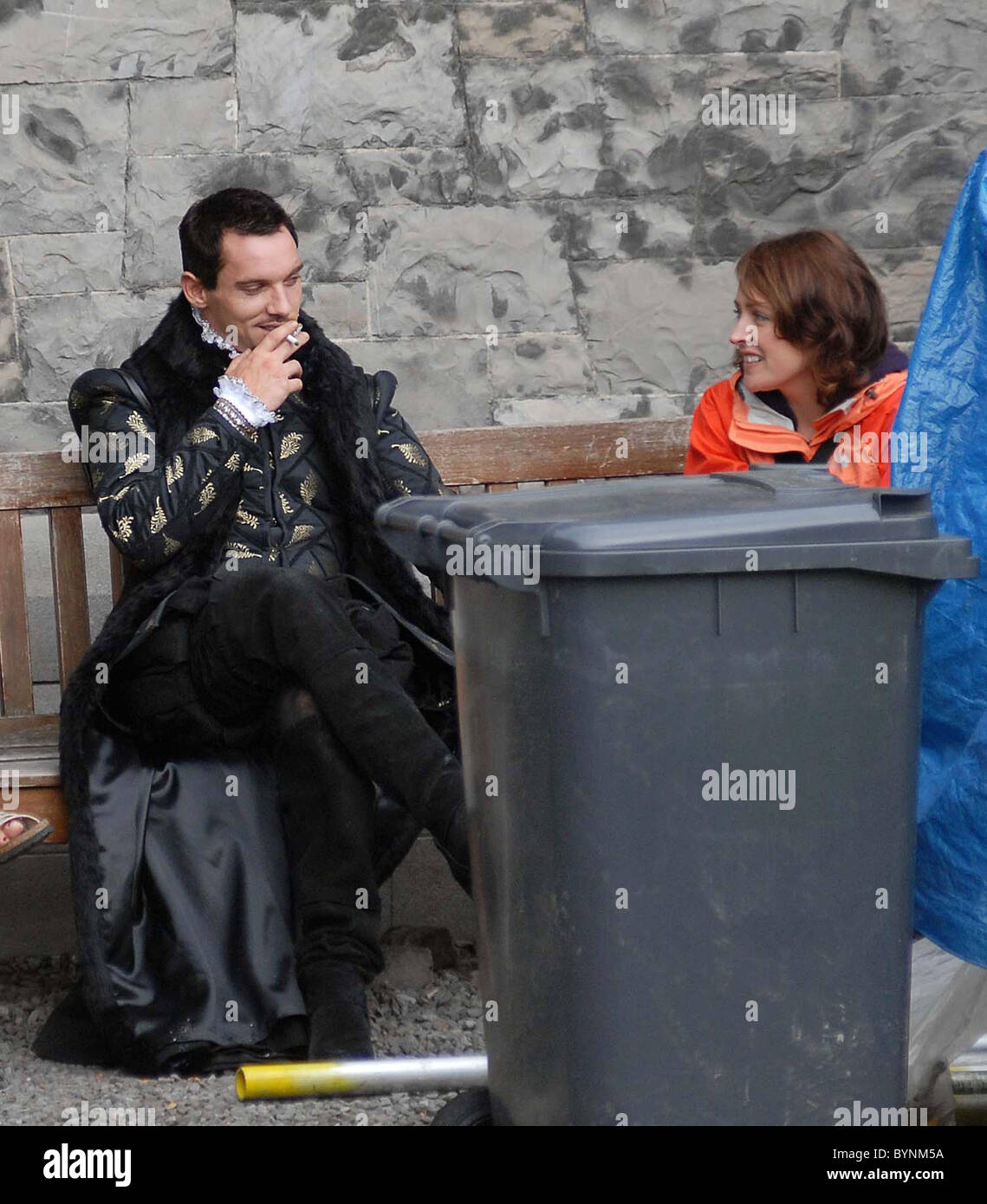 Jonathan Rhys Meyers (Henry VIII) First day of filming the second ...