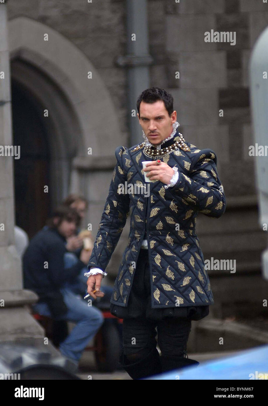 Jonathan Rhys Meyers (Henry VIII) First day of filming the second ...