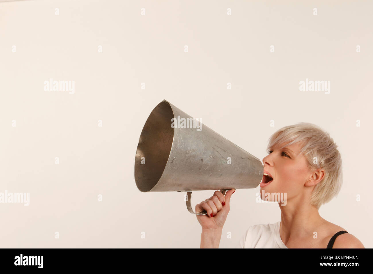 Dance and projection hi-res stock photography and images - Alamy