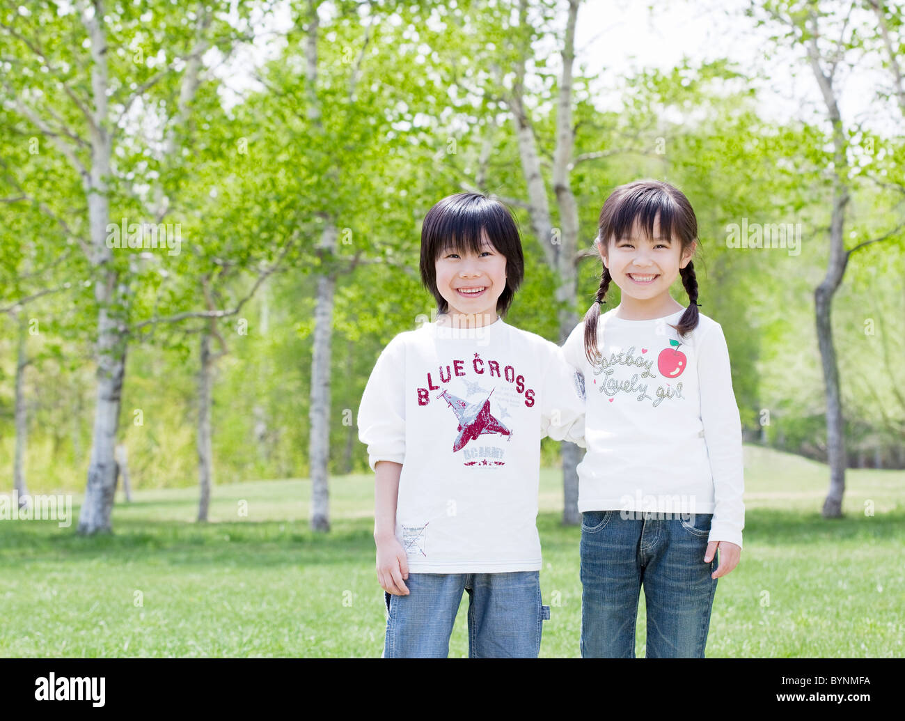 Japan children standing hi-res stock photography and images - Alamy