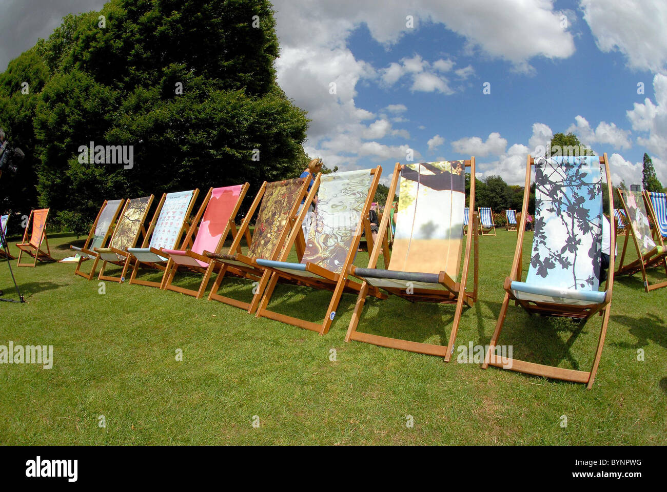 The Finishing Academy's Jill Pollitt teaches deckchair etiquette to ...