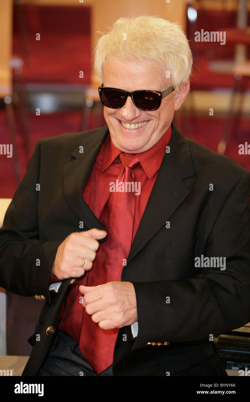Heino, German talkshow "Die Aktuelle Schaubude" at Studio Hamburg ...