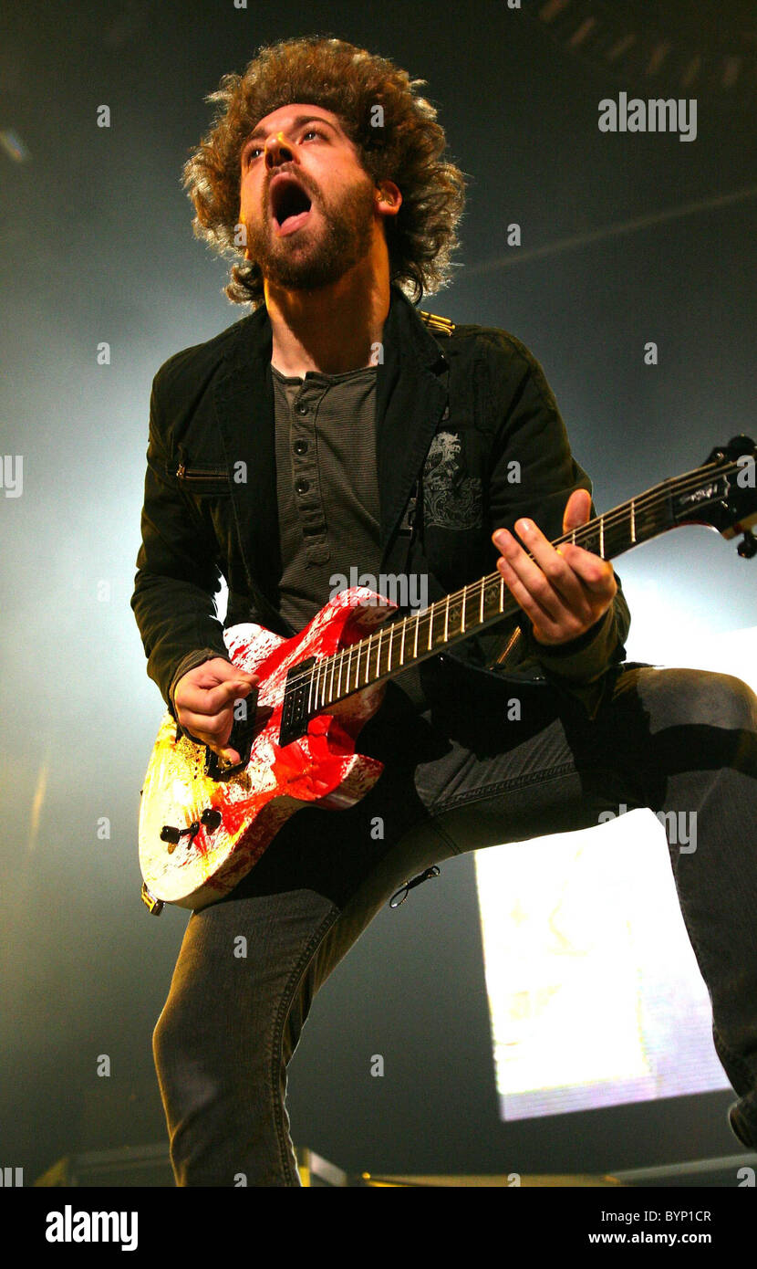 Joseph Trohman of Fall Out Boy performing on Honda Civic Tour at ...