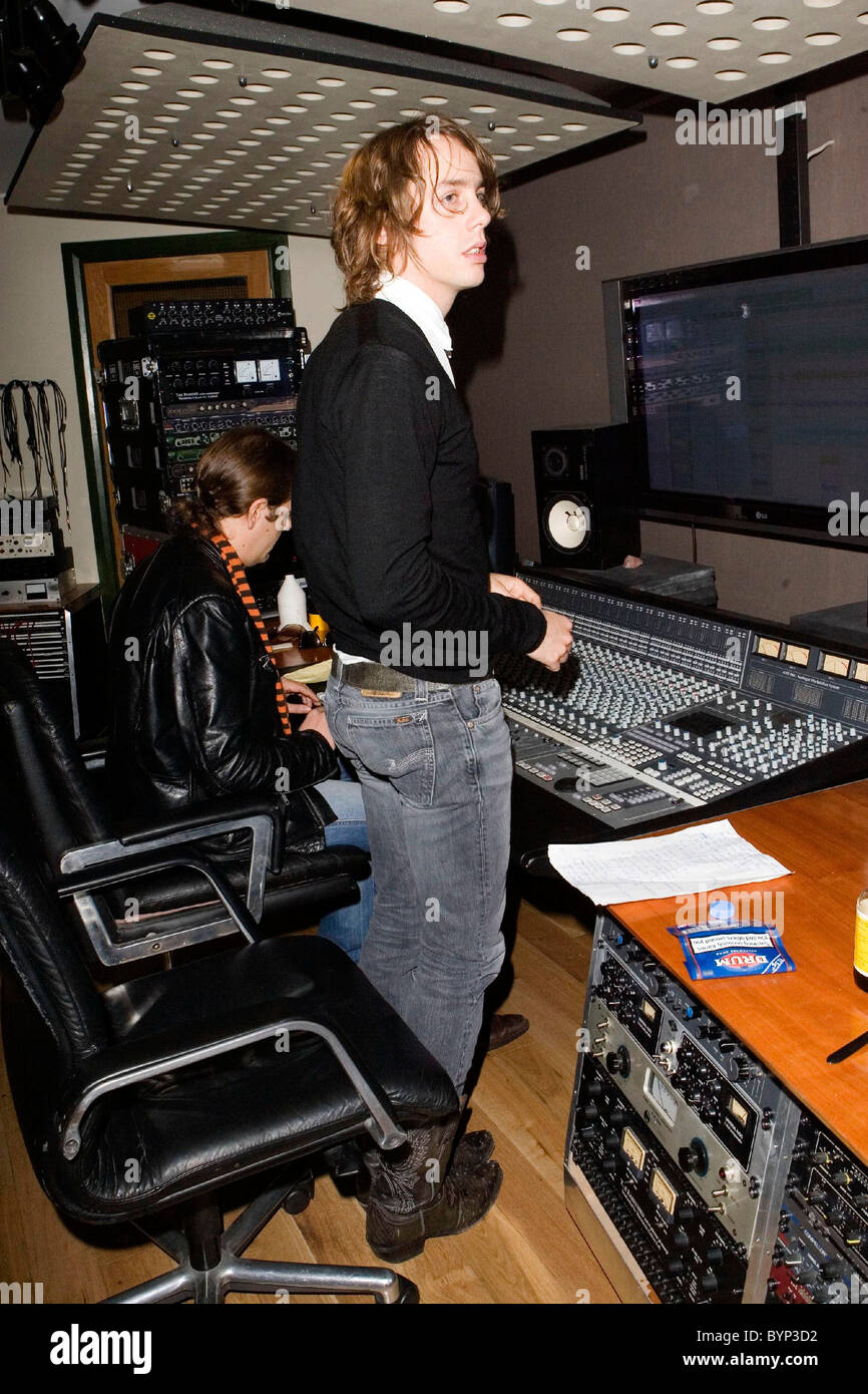 Big ask climate hi-res stock photography and images - Alamy