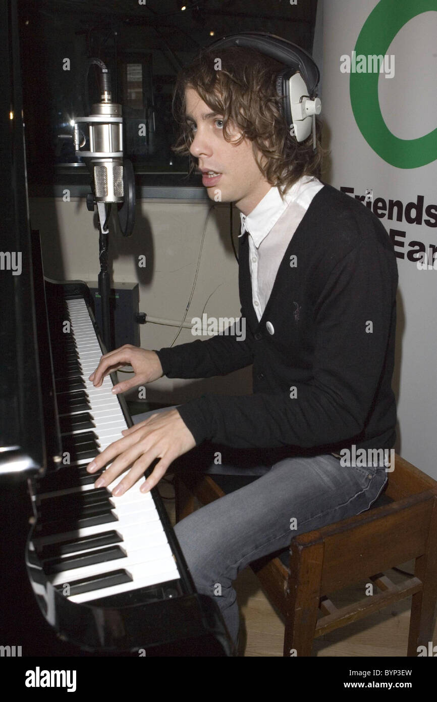 Johnny Borrell The lead singer of Razorlight records a new song in ...
