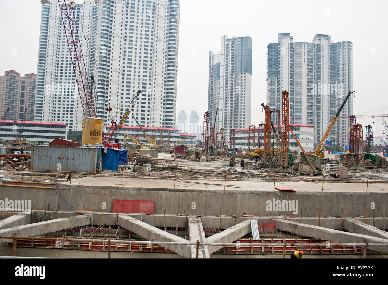 Construction of tower foundations hi-res stock photography and images ...