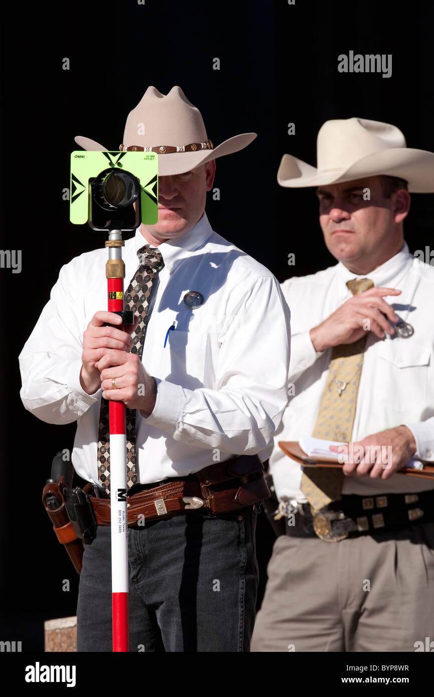 Texas Ranger uses GPS survey marking equipment to gather evidence at ...