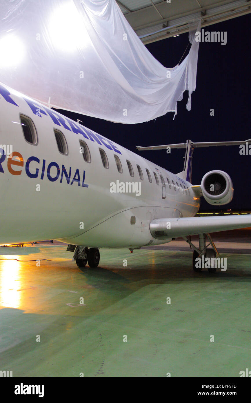 Aviation maintenance hi-res stock photography and images - Alamy