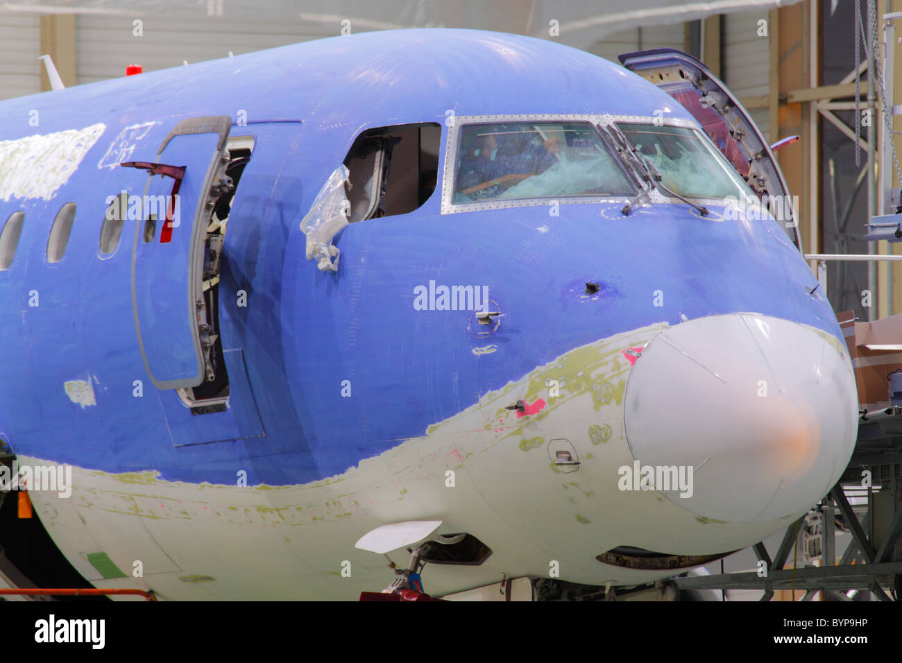 Aviation maintenance hi-res stock photography and images - Alamy