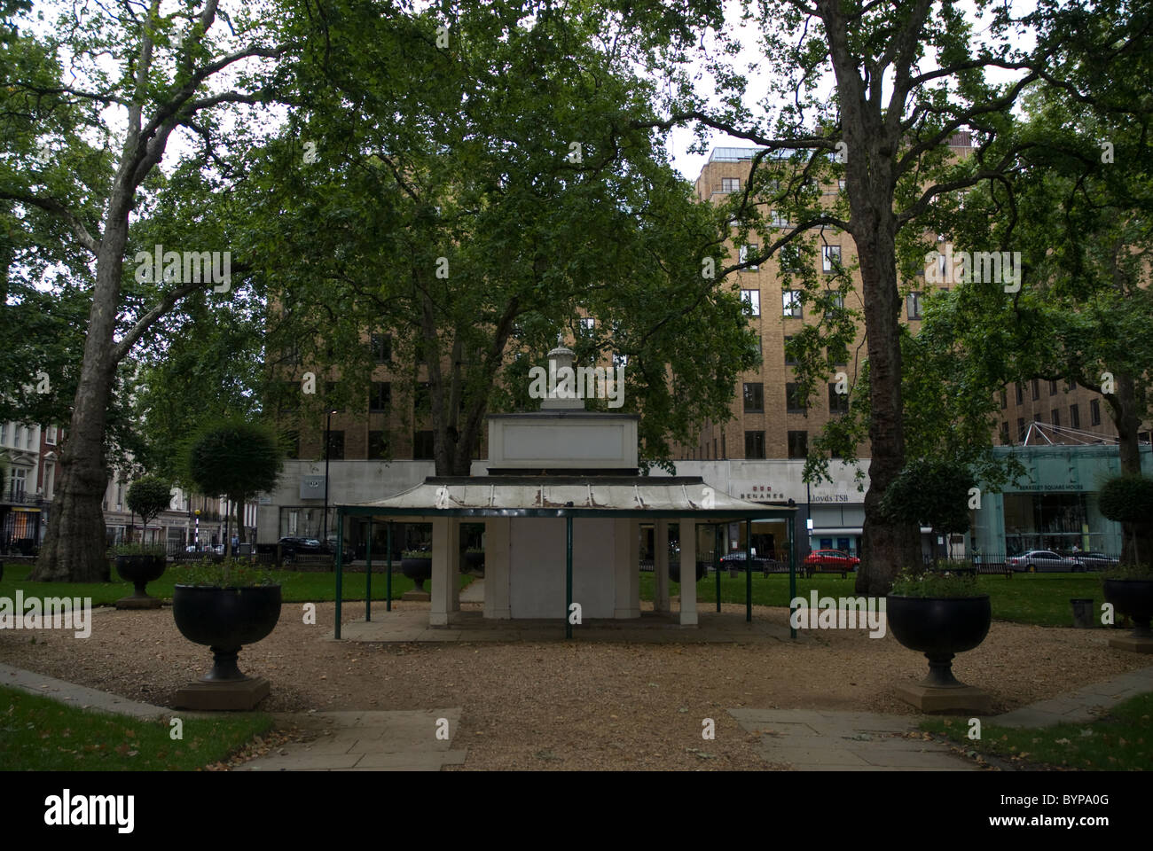 Berkeley Square London W1 Stock Photo - Alamy