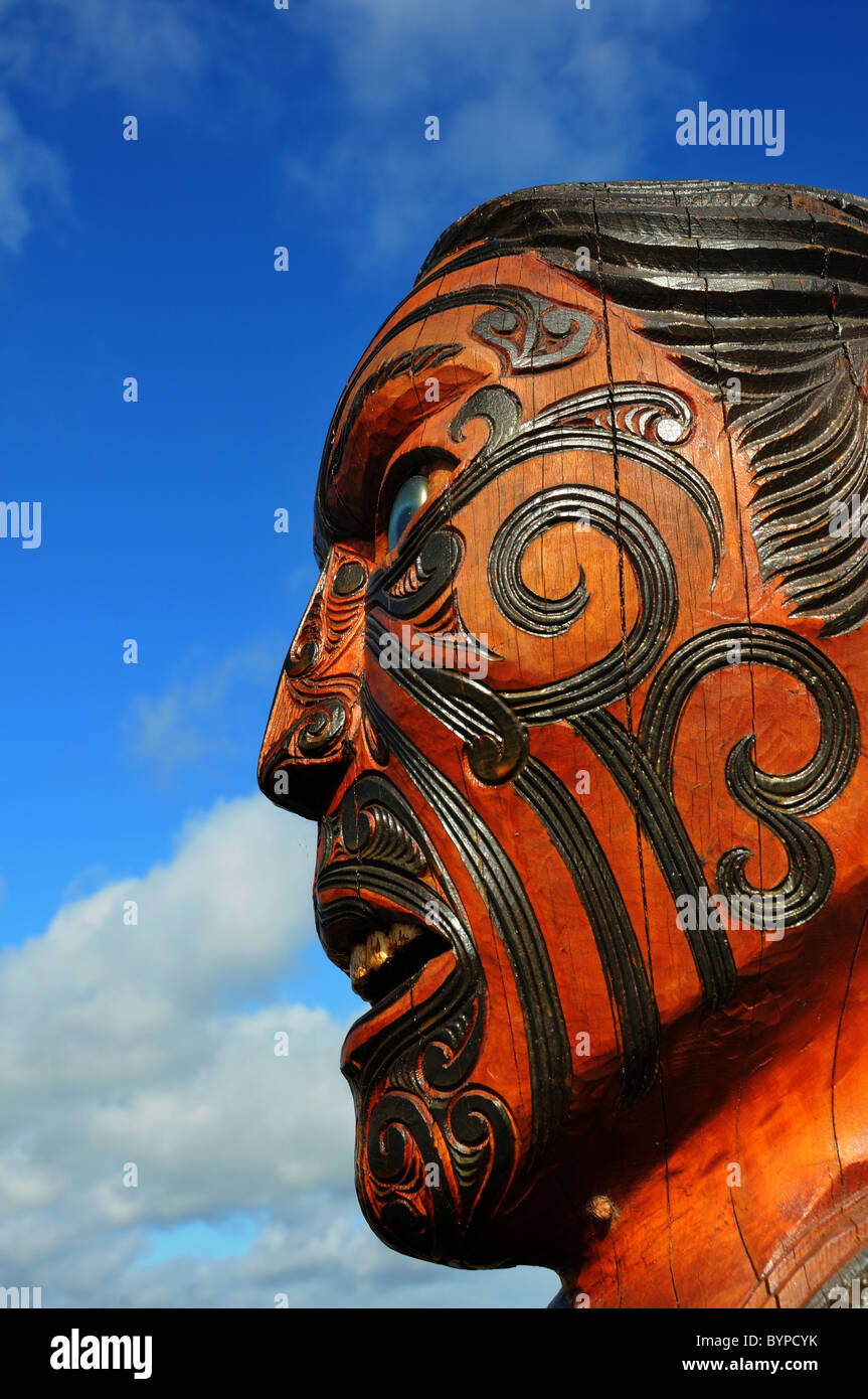 Maori sculptures hi-res stock photography and images - Alamy