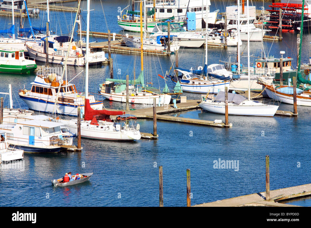 Ocean going boats hi-res stock photography and images - Alamy