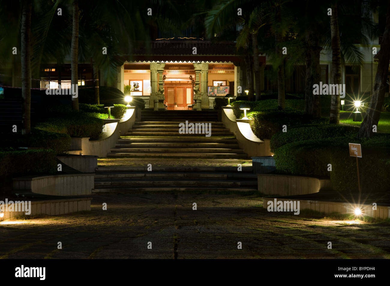 Stairs leading to the old lobby at Radisson Temple Bay Resort in ...