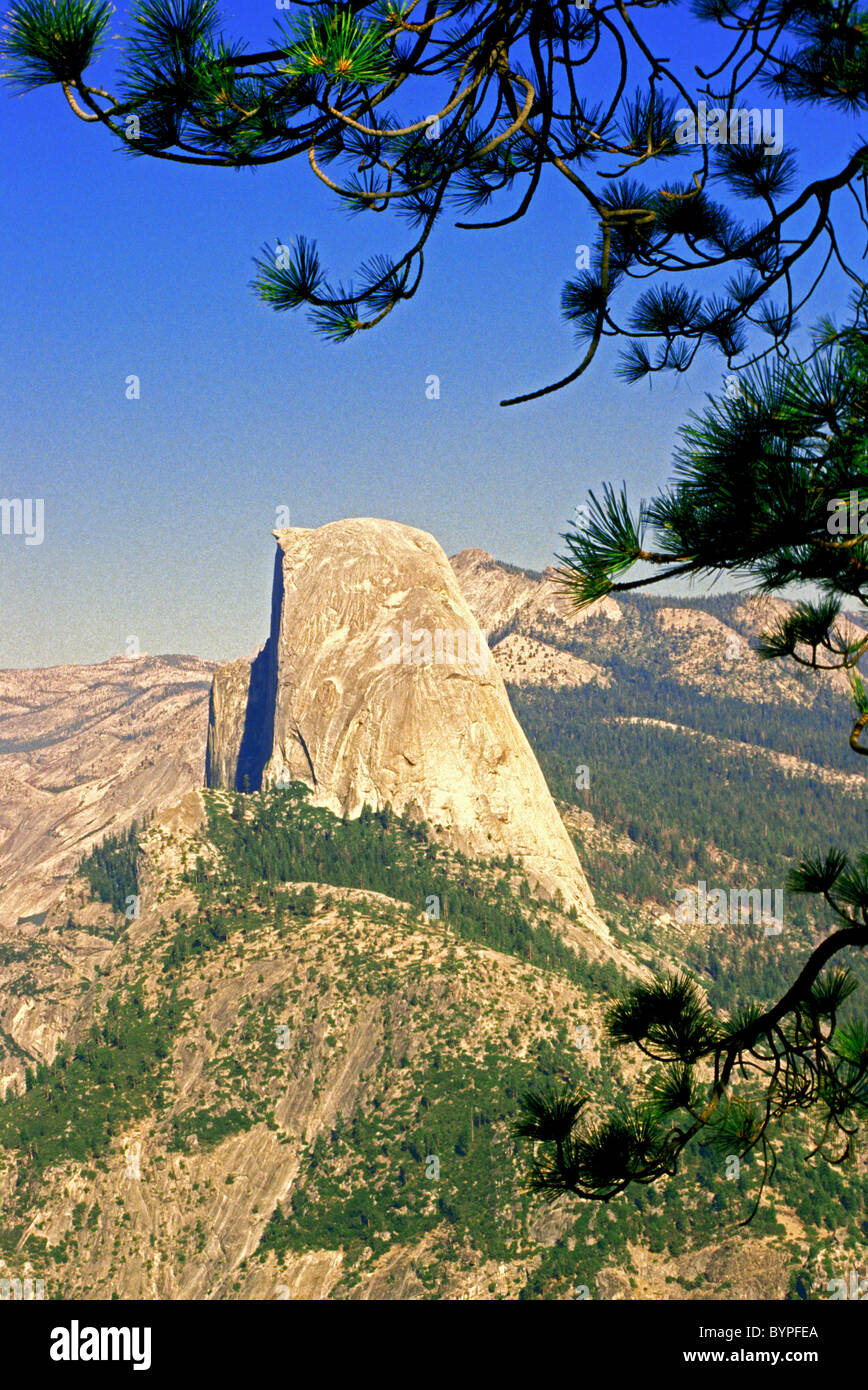 Half dome monolith hi-res stock photography and images - Alamy
