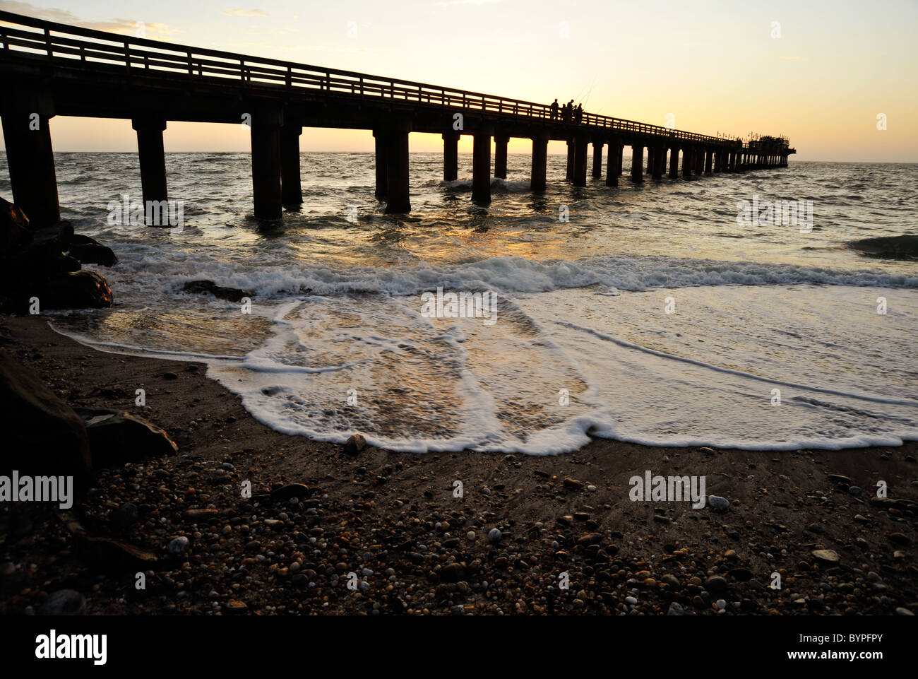 Small Breaking Waves High Resolution Stock Photography and Images - Alamy