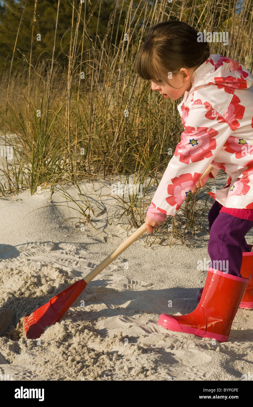 Raking sand hi-res stock photography and images - Alamy