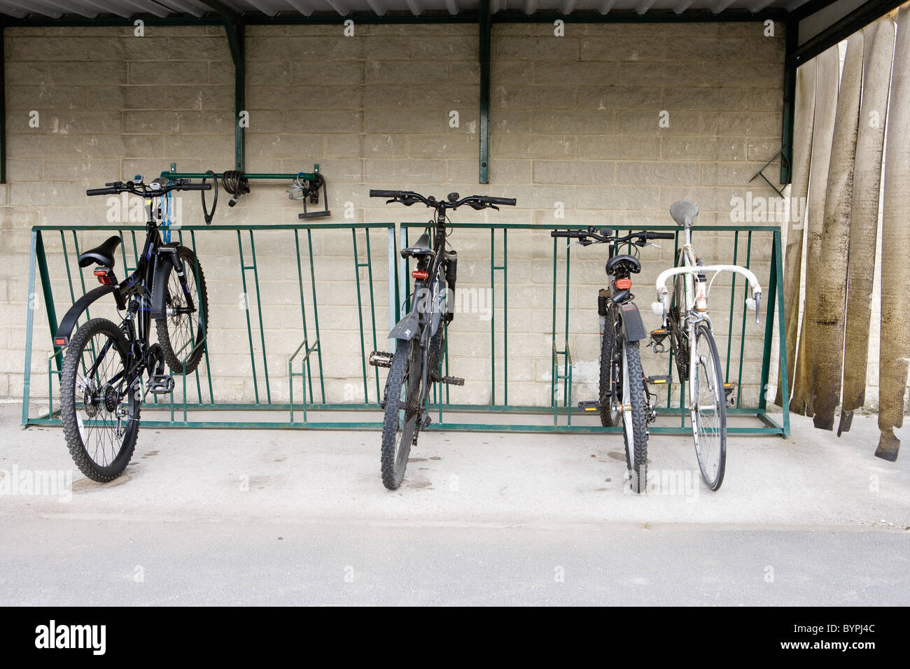 Sheltered bike rack hi-res stock photography and images - Alamy