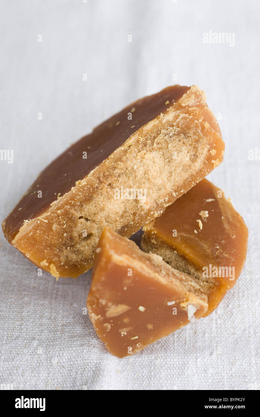 Jaggery hi-res stock photography and images - Alamy