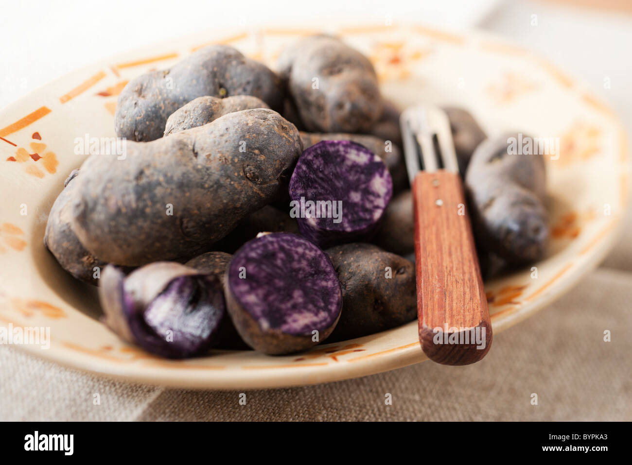 Purple potato cross section hi-res stock photography and images - Alamy