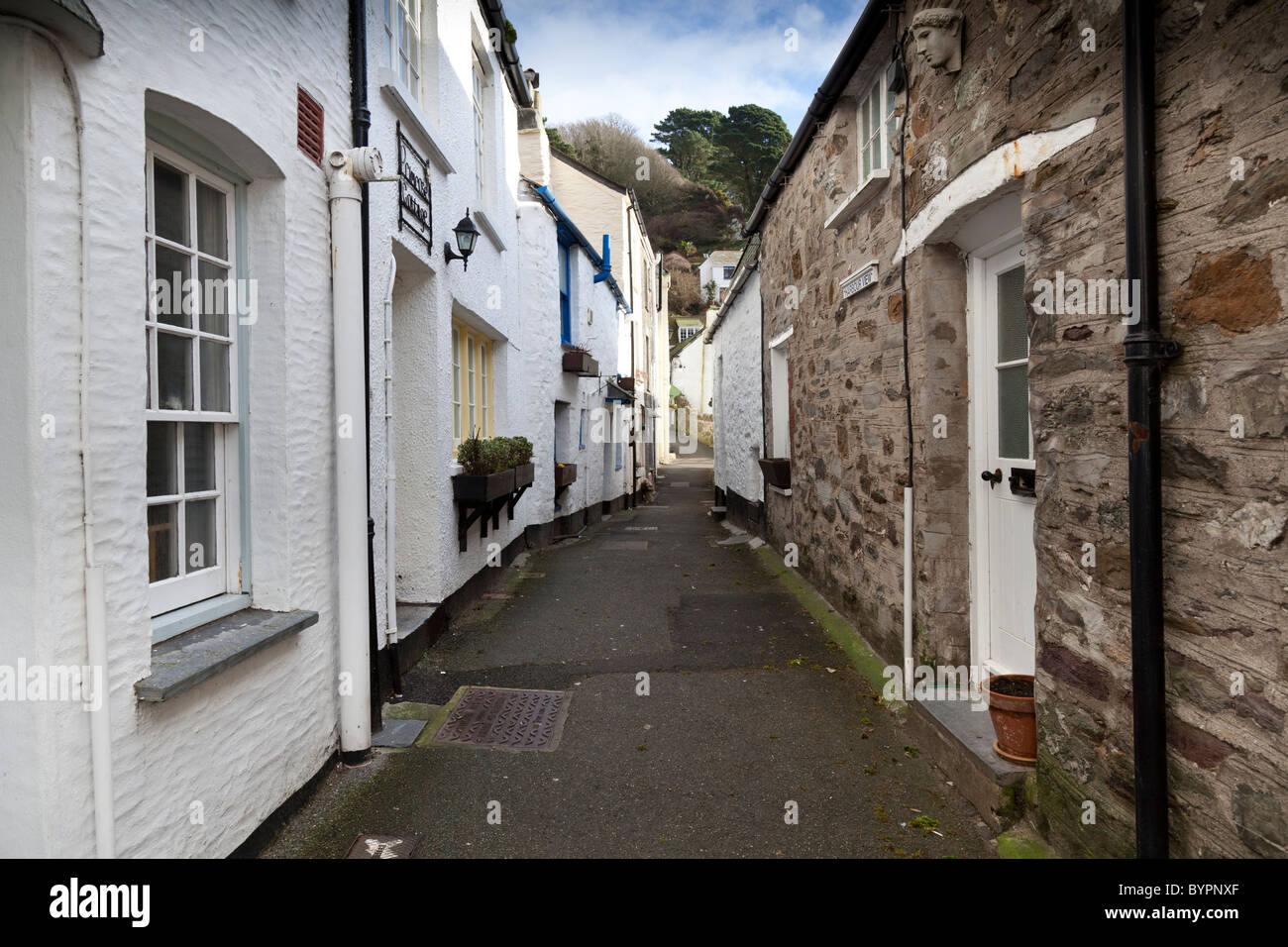 Narrow street in Polperro, Cornwall, England Stock Photo - Alamy