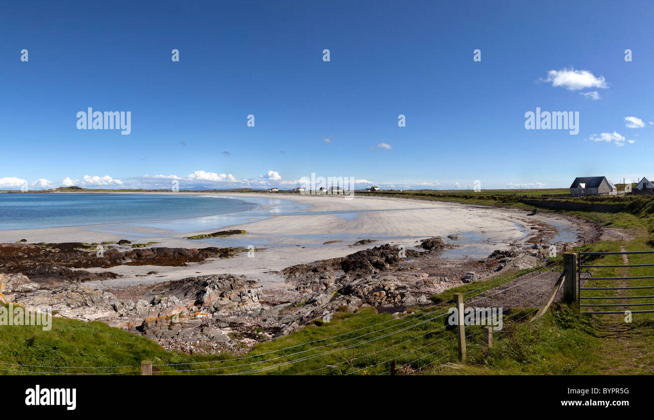 Tiree rocks coast sea beach hi-res stock photography and images - Alamy