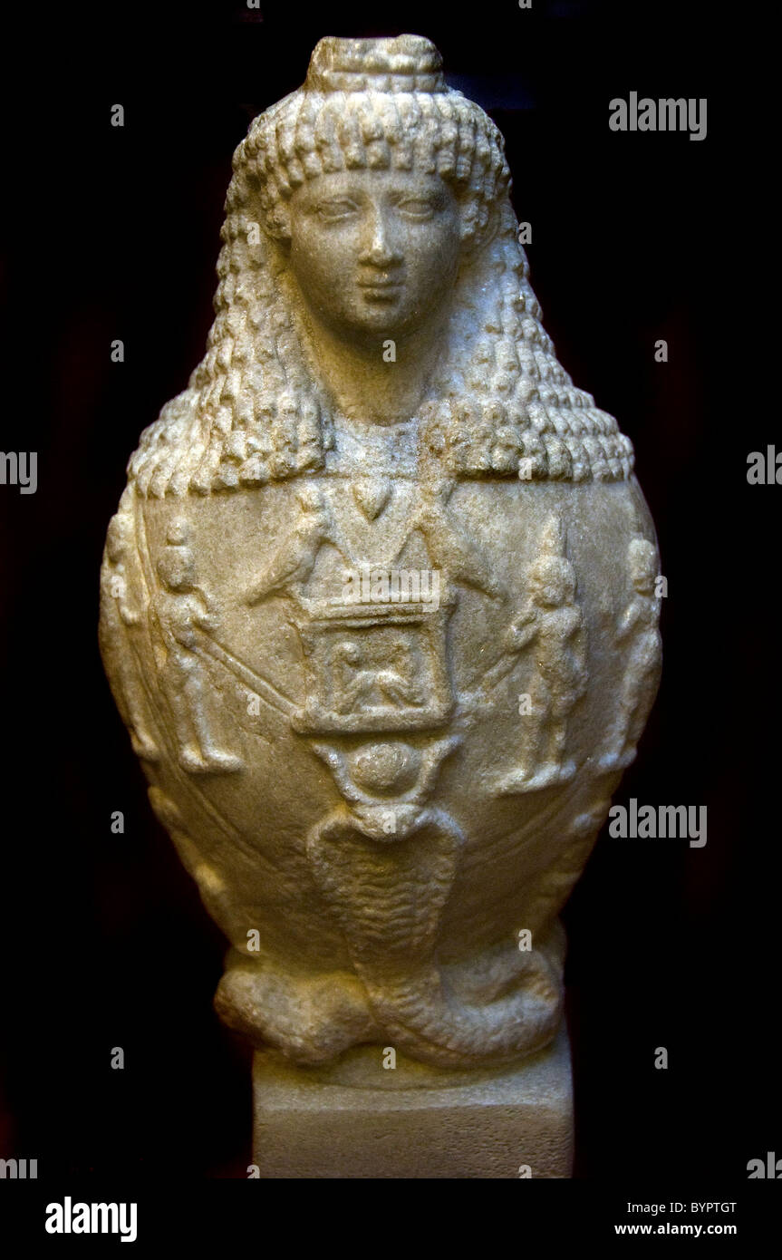 Egyptian vase museum hi-res stock photography and images - Alamy