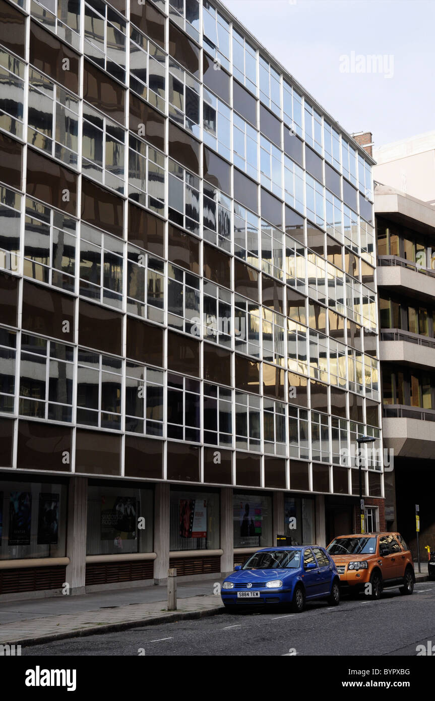 Office library hi-res stock photography and images - Alamy