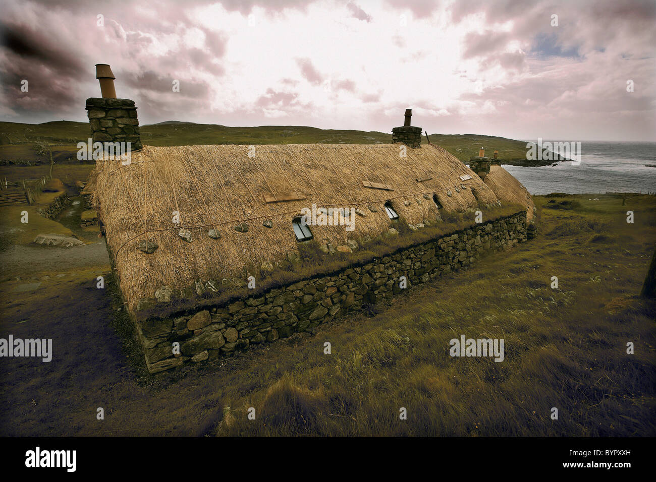 Black houses and hebrides hi-res stock photography and images - Alamy