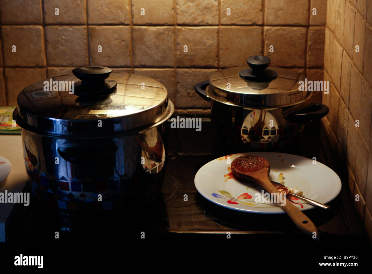 Dirty Cooking Utensils High Resolution Stock Photography and Images - Alamy