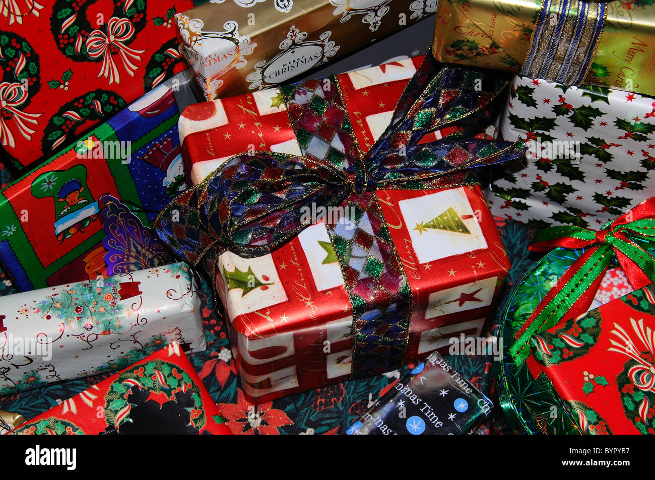 Wrapped Christmas Presents Stock Photo - Alamy