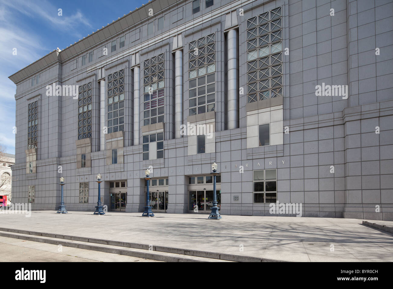 San Francisco Public Library in the Civic Center plaza area Stock Photo ...
