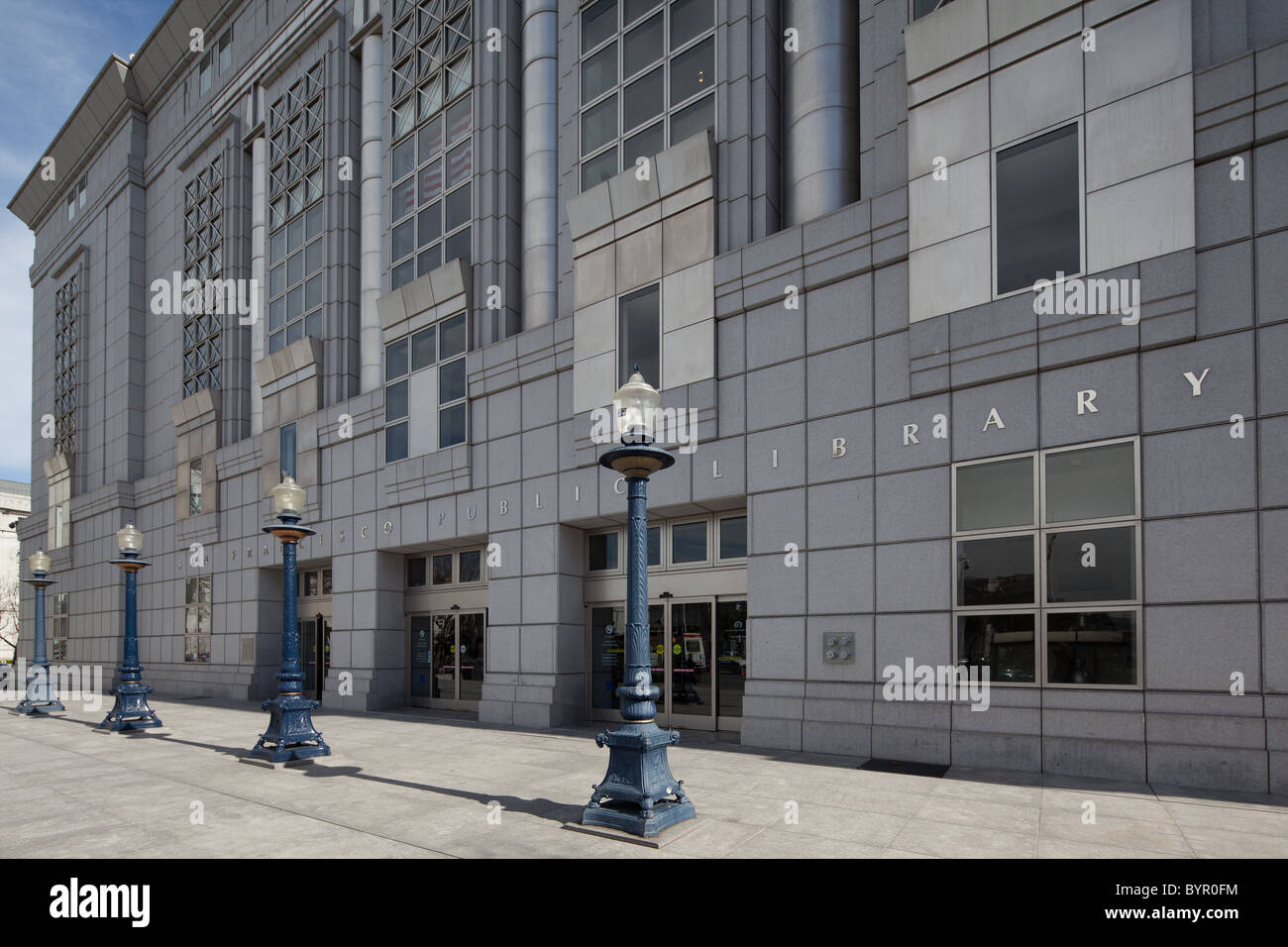 San Francisco Public Library in the Civic Center plaza area Stock Photo ...
