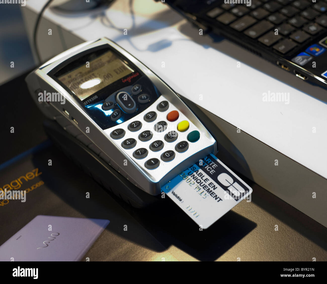 Card reader cards readers hi-res stock photography and images - Alamy