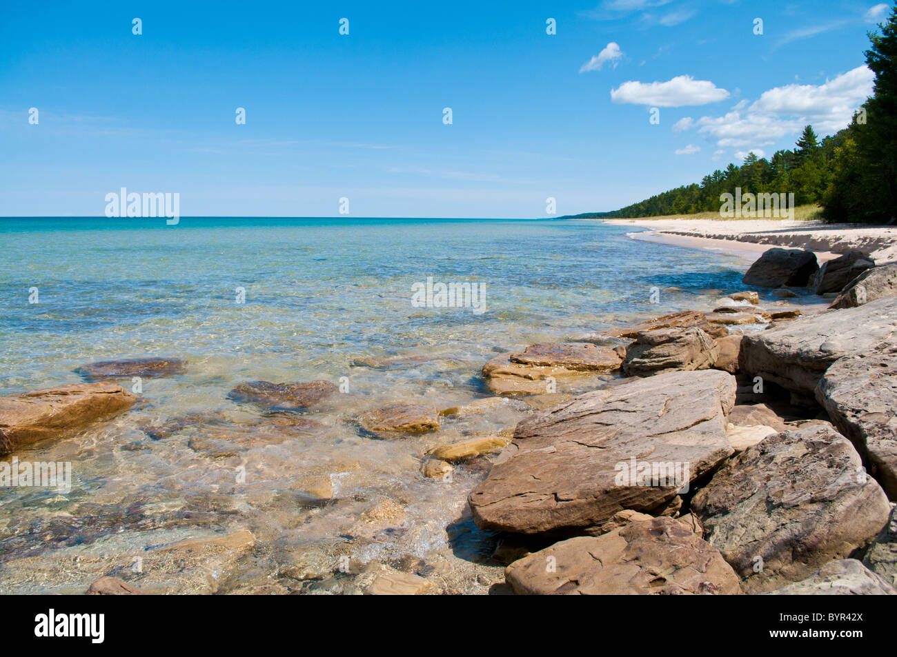 Pictured rocks national park hi-res stock photography and images - Alamy