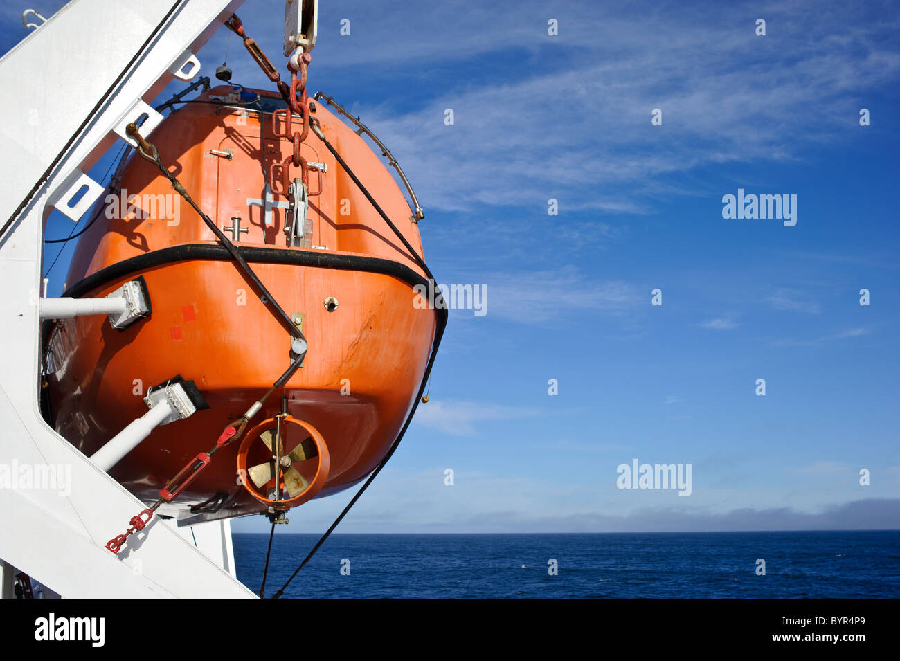 Life raft capsule hi-res stock photography and images - Alamy