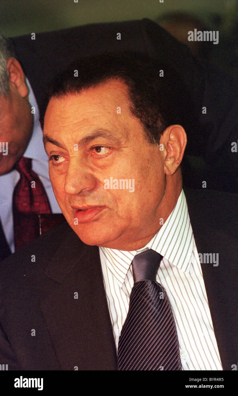President of the arab republic of egypt hi-res stock photography and ...