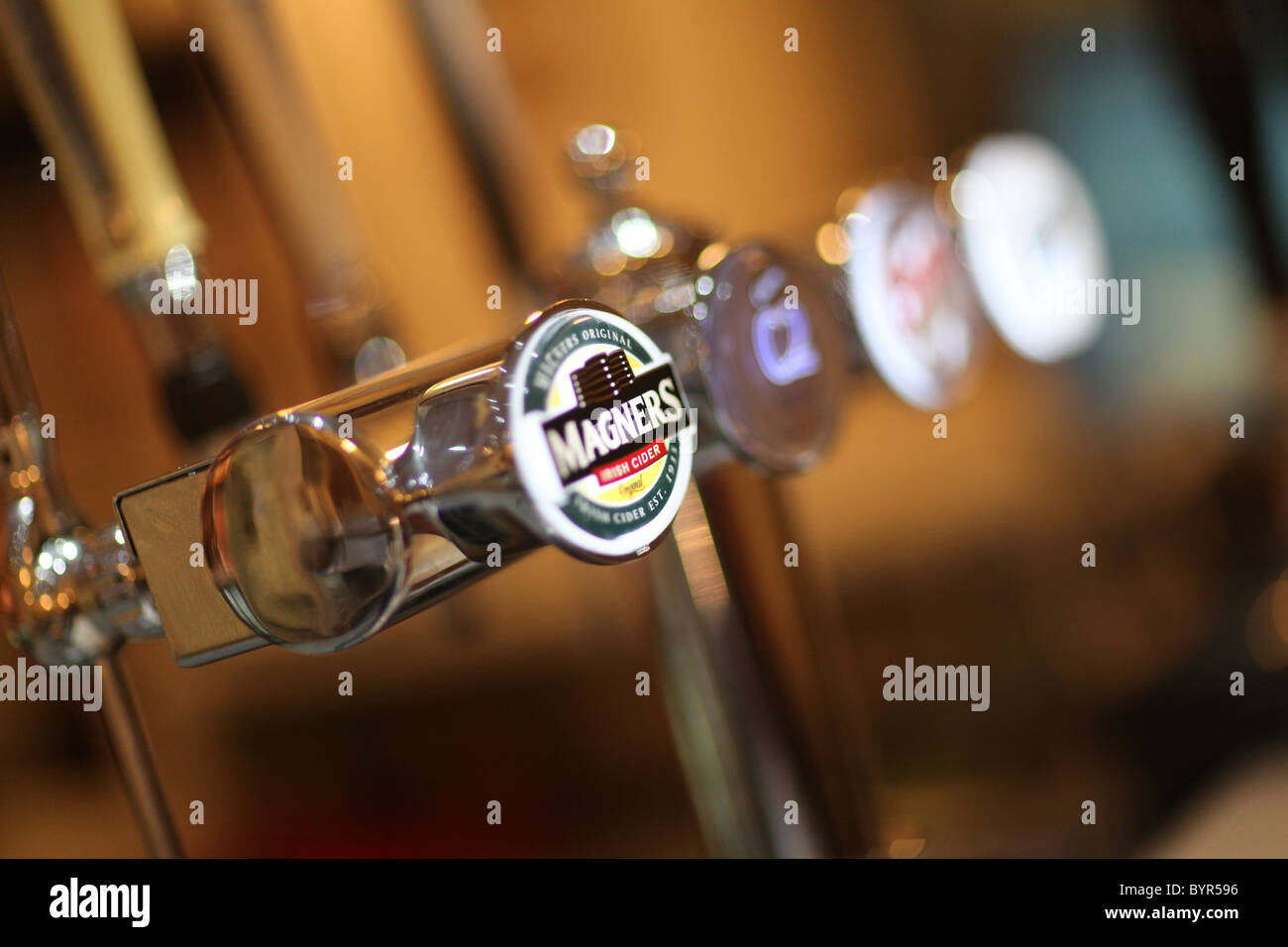 Magners cider hi-res stock photography and images - Alamy